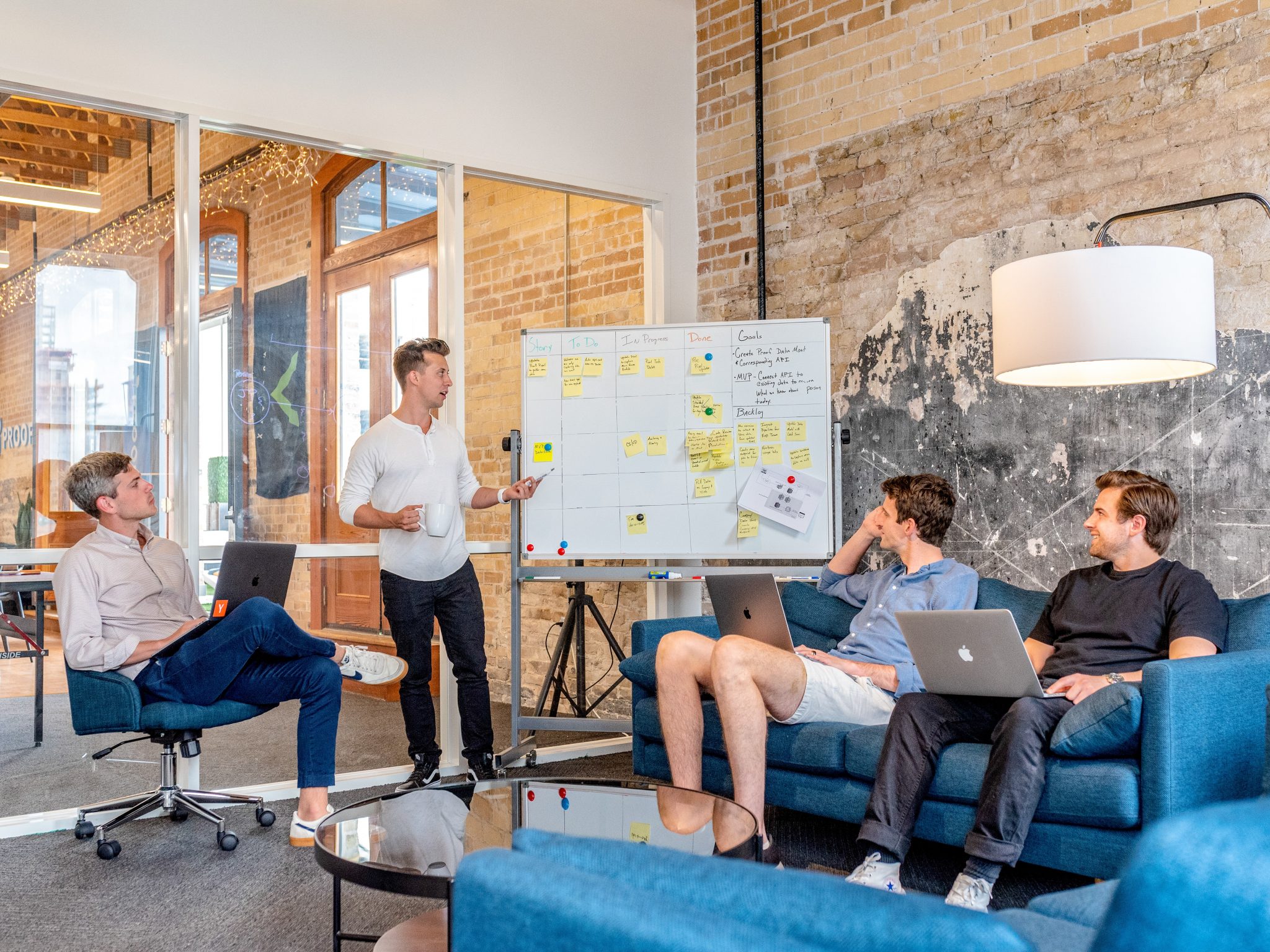 What we do - Why work with the Interna | Interna